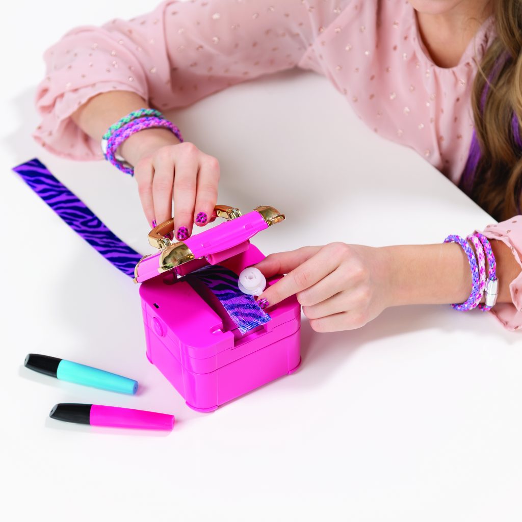Cool Maker Hollywood Hair - Best for Creative Play | NAPPA Awards