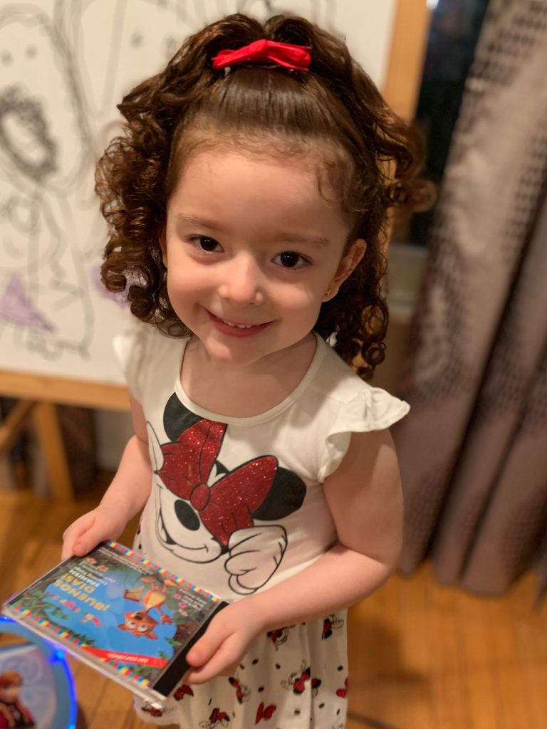 BUENOS DÍAS - Spanish Learning Songs - Best Children's Music | NAPPA Awards